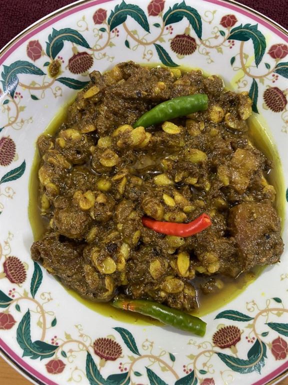 Sem ke Beej ka Salan ( with Mutton) #dastarkheaneramzan – Rana Safvi